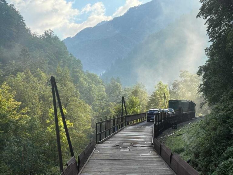 Slovenia’s Scenic Adventure – The Bohinj Railway Motorail 🇸🇮 - rail ...
