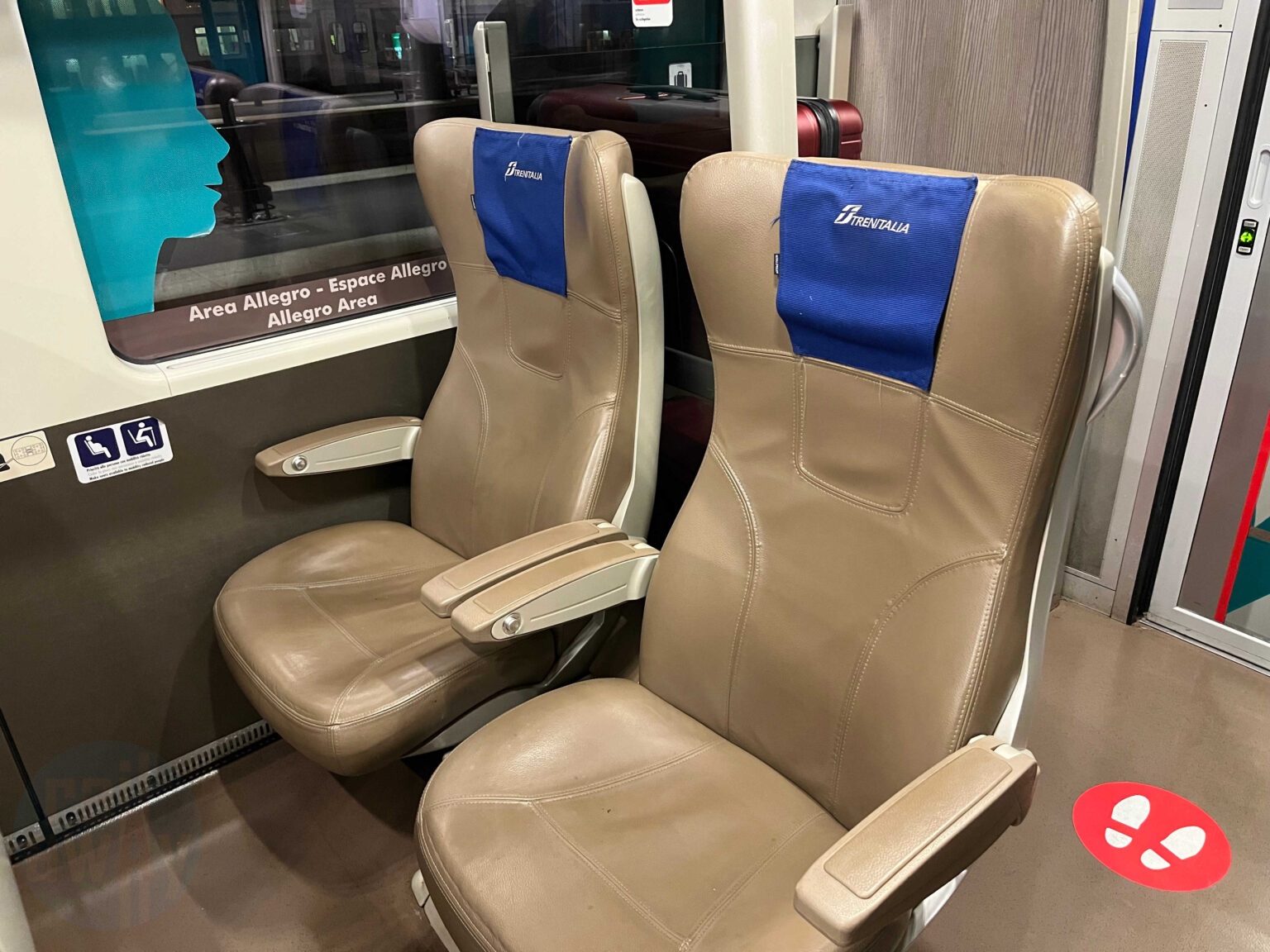 Europe's Most Luxurious? Italy's High Speed Frecciarossa in Executive ...