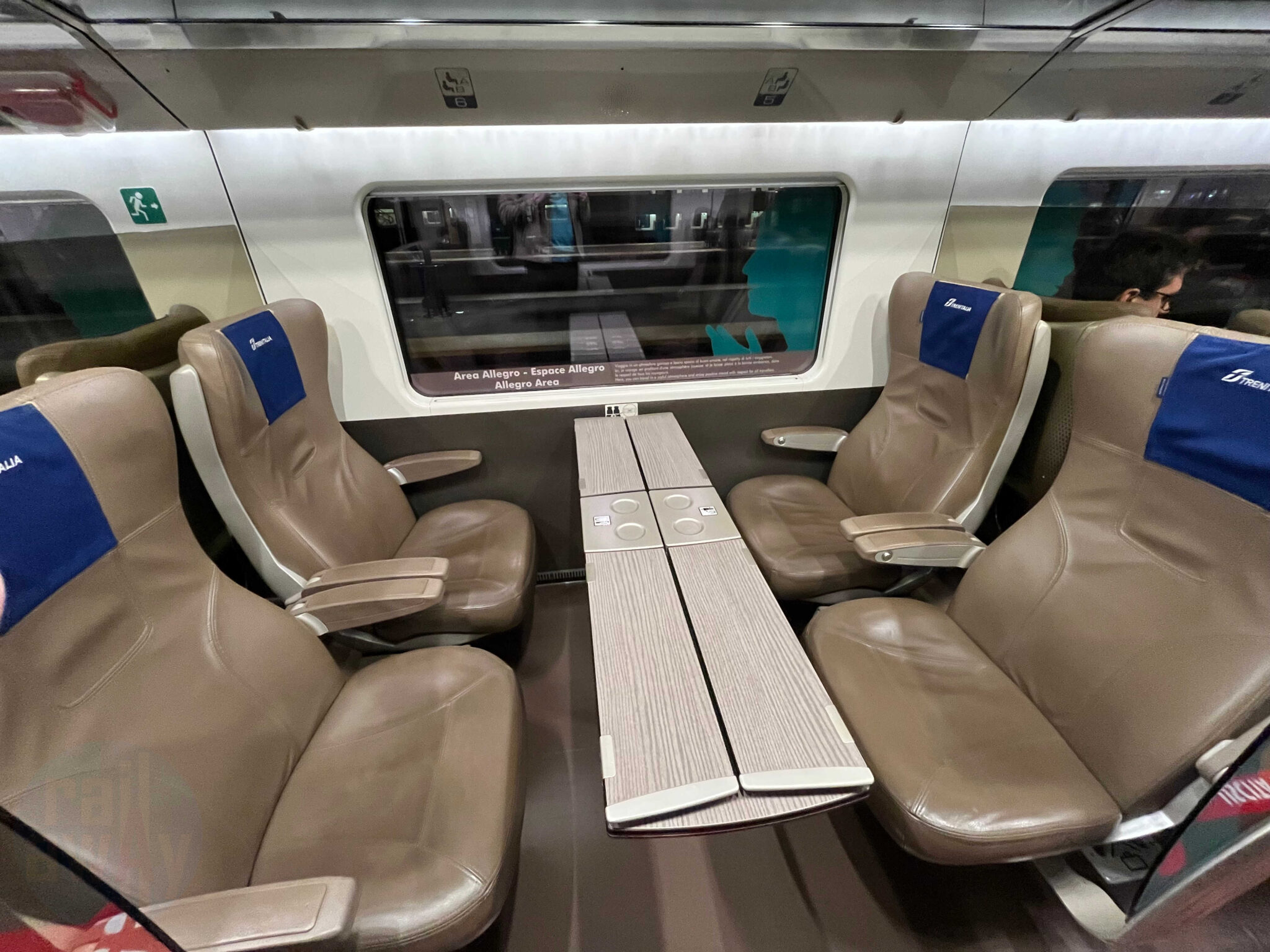 Europe's Most Luxurious? Italy's High Speed Frecciarossa in Executive ...